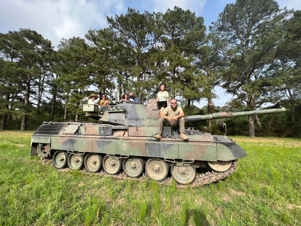 Tank Ride & Drive – Angel Pines Safari